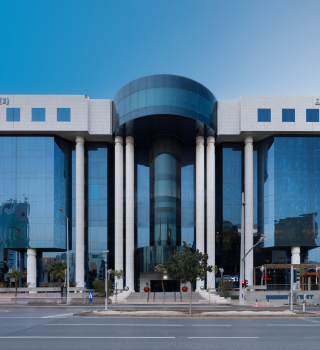 Opening of the third Al Akaria Commercial Center - Al Akaria