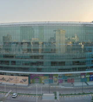 Opening of "Al Akaria Plaza" - Al Akaria